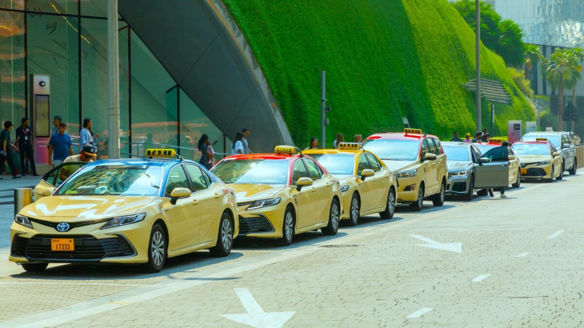 Book affordable reliable taxis across Africa - Travelteps